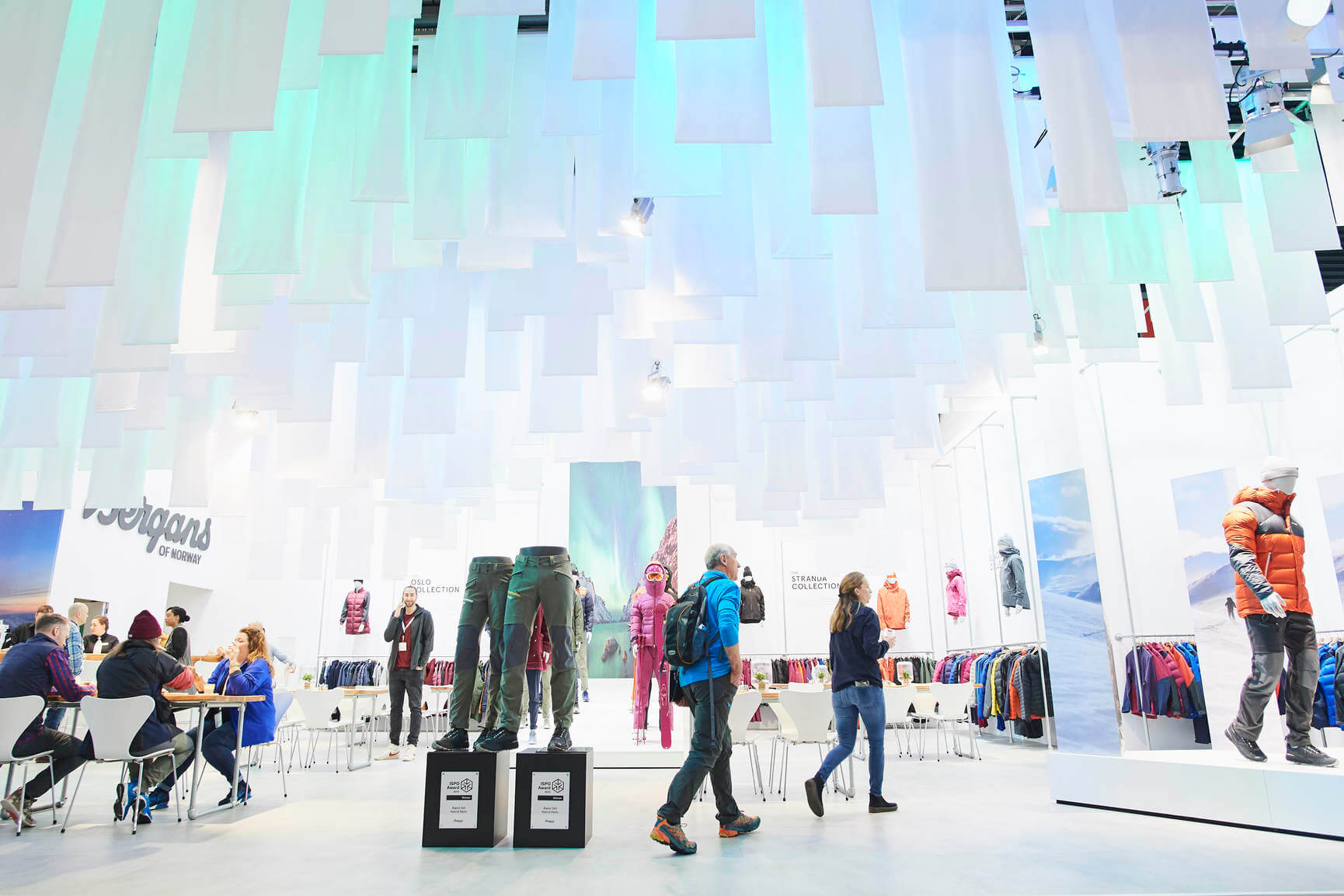 Sports Business Trade Fairs: from Trade- to Networking Platforms